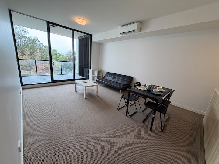 近Unsw和火车站，优质二居室，空间宽敞，大落地窗，视野采光好，适合学生/家庭居住 - Rosebery