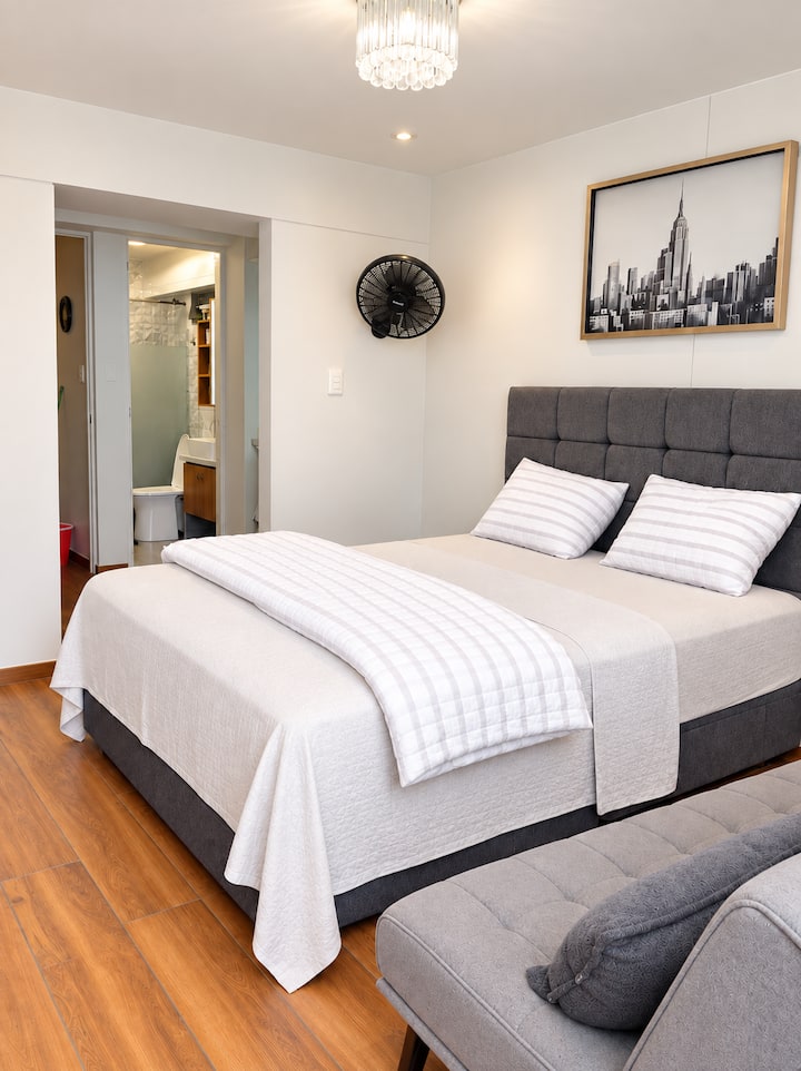 3 Br Penthouseparking Laundry 7 Min Center - Trujillo, Peru