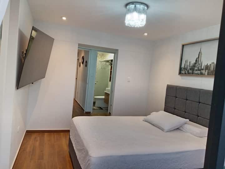 Soft Bed, Self Check-in, Safe, New Penthouse - Pérou
