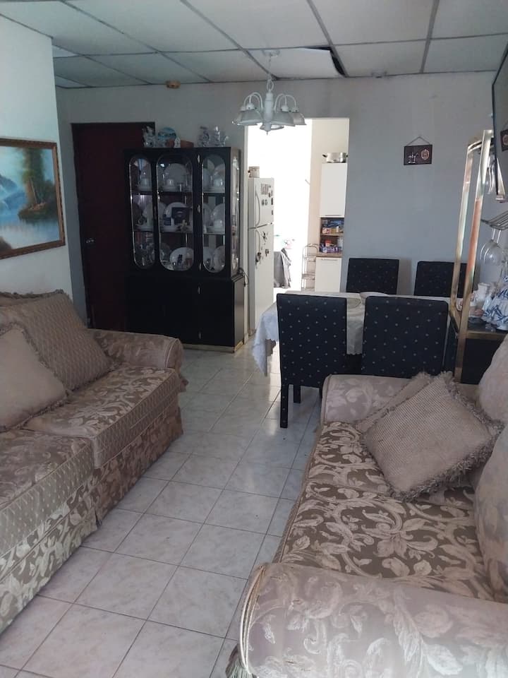 Tu Hogar Lejos De Casa: 2 Habitaciones Familiares - Tocumen Airport (PTY)