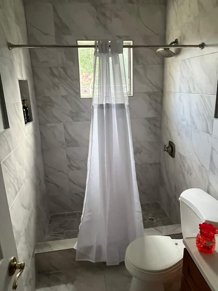 Peaceful Island Retreat | 5 Minutes Walk To Beach - Freeport