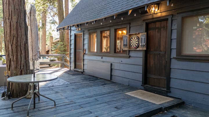 Cozy Cabin | Fire Pit, Nature Trails & Relaxation - Strawberry, CA