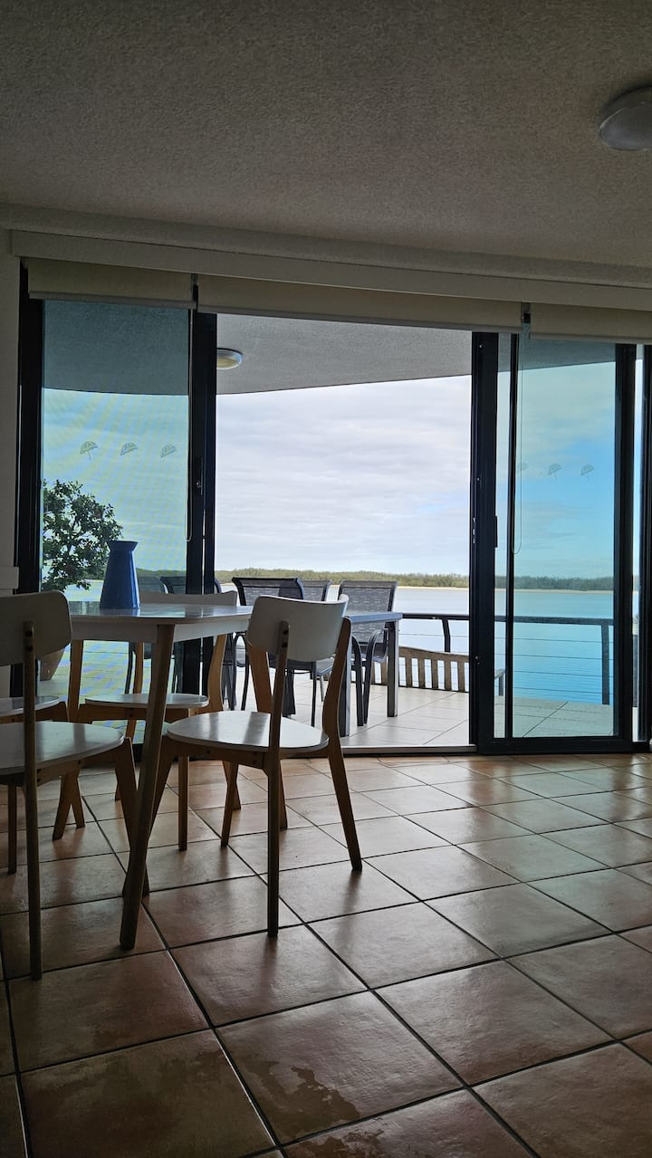 Two Bedroom Ocean View Apartment - Caloundra