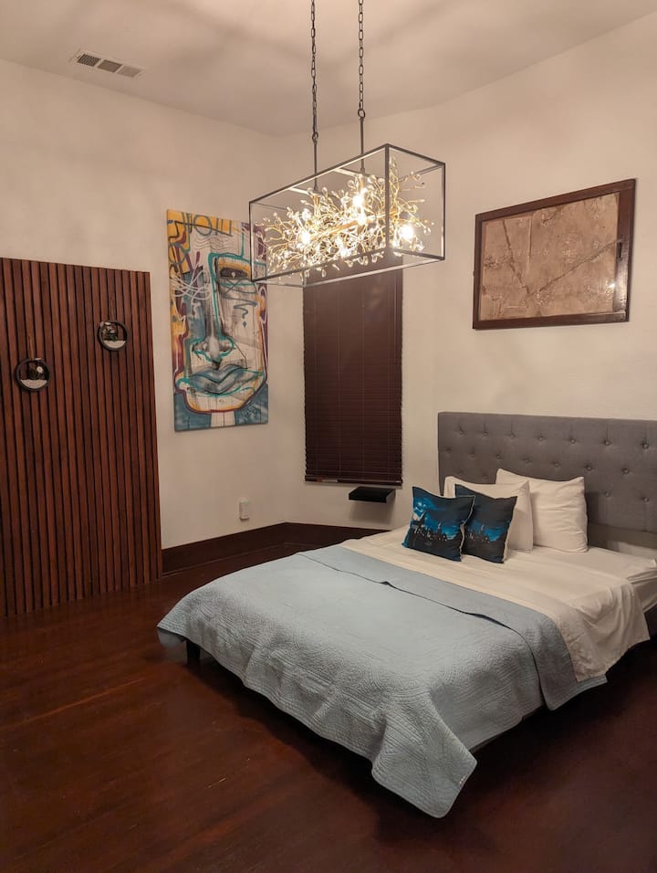 The Bishop Arts Stately Suite - 댈러스