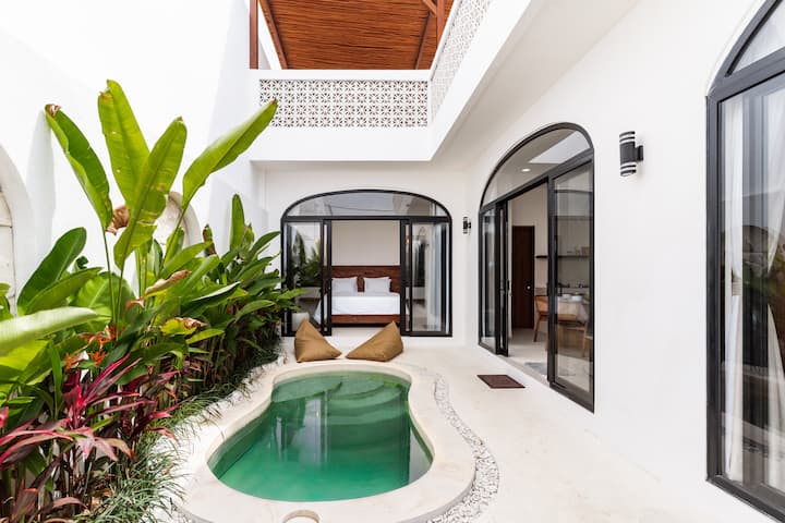 Chic And Stylish 2br Villa With Wooden Accents - Bali