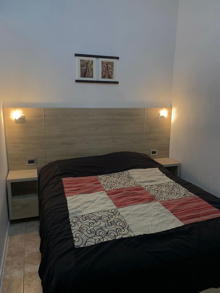 Departamento Amoblado En Centro De La Ciudad - General Alvear
