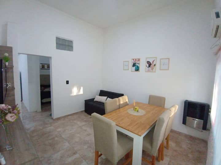 Departamento Amoblado En Centro De La Ciudad - General Alvear