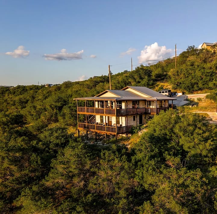 Hillside Retreat (House A) - Concan, TX
