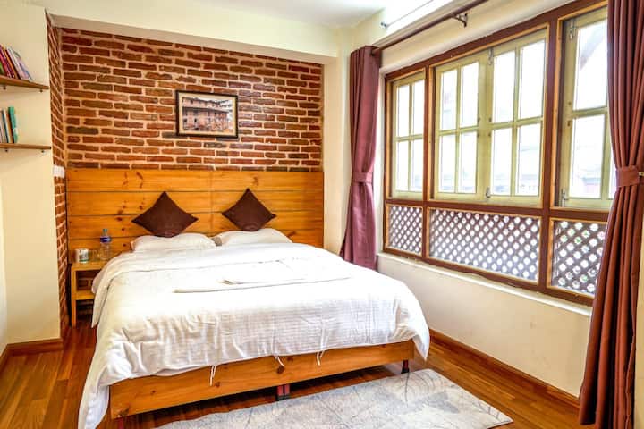 Spacious Cozyroom| Rooftop Kitchen | - Kathmandu