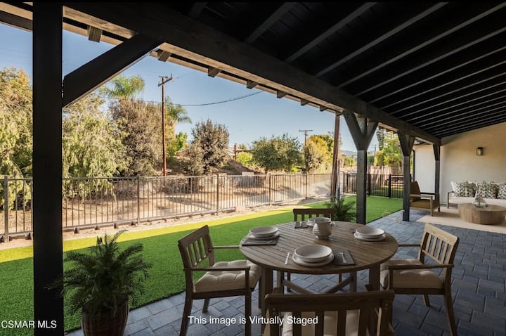 Simi Adu - Simi Valley, CA