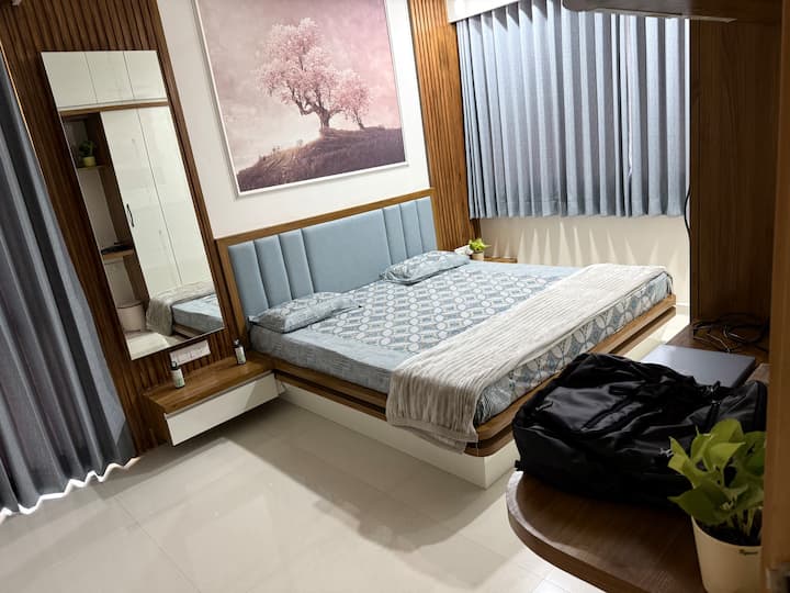 Well Furnished Entire 2bhk Apt - Gift City - Gandhinagar