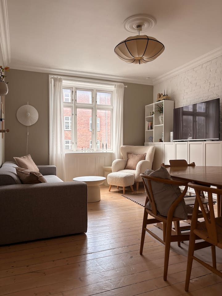Lys Og Rummelig Lejlighed Tæt På Alt! - Copenhaguen