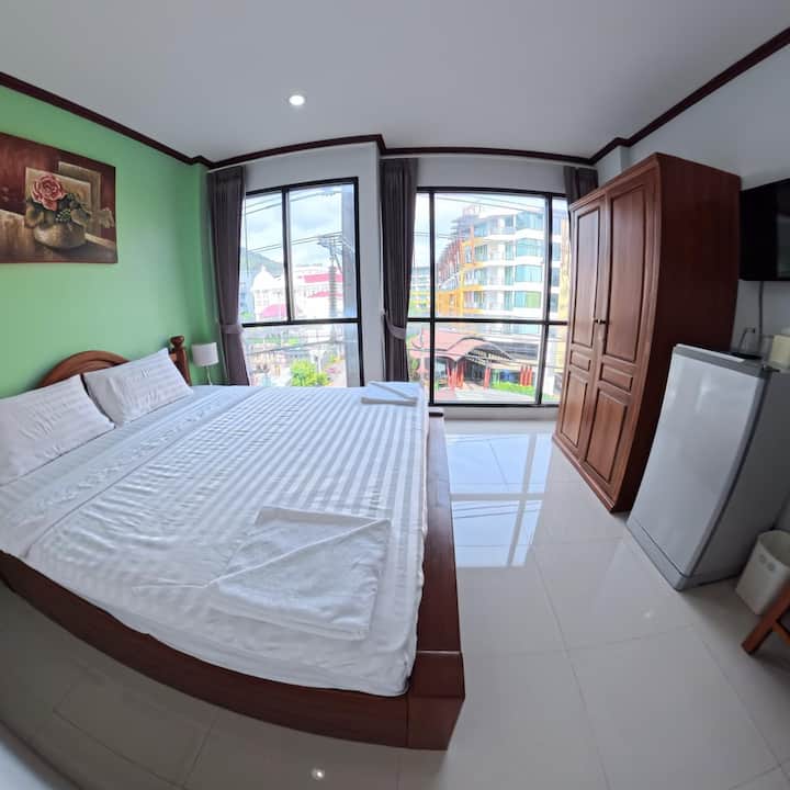 Deluxe Double Room With City View - Patong Beach