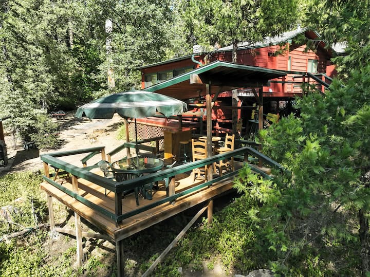 Sayat Nova (Cedar Valley) - Fish Camp, CA