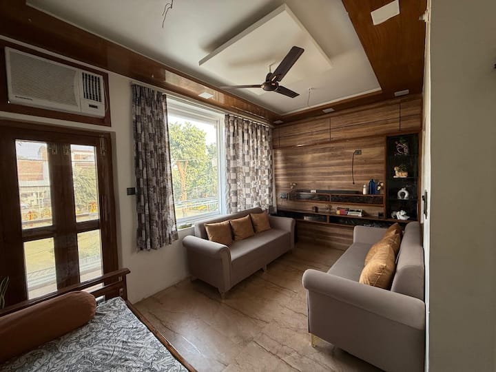 A Sweet Home With All Amenities Which Feels Home - Aligarh