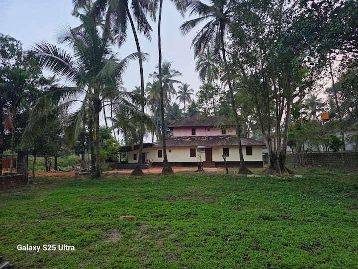 3bhk Farmhouse, Nh66, 3.5km To Mattu Beach - Udupi