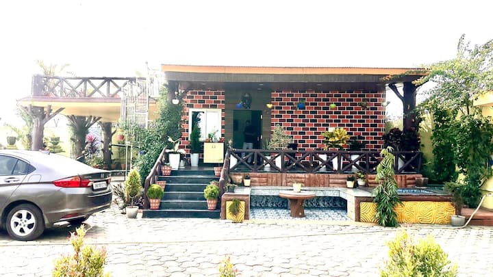 Peaceful Farmstay In Nature’s Lap With Pool - Jharkhand