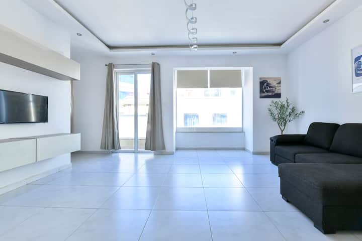 Paceville Prime Apartment 3 - Pembroke, Malta