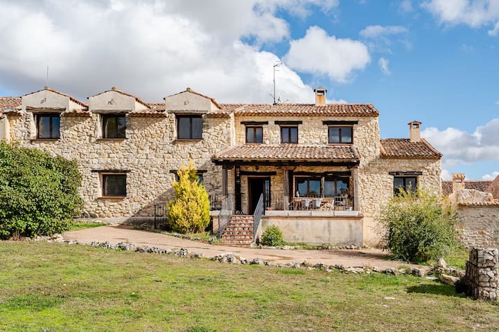 Siete Llaves. Consuegra De Murera. Magnífica Casa - Sepúlveda