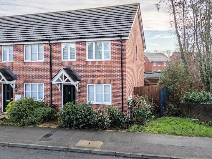 Cosy Home-from-home Retreat - Northampton