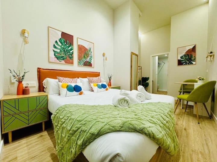 Stylish Design Studio In Valencia - Valencia