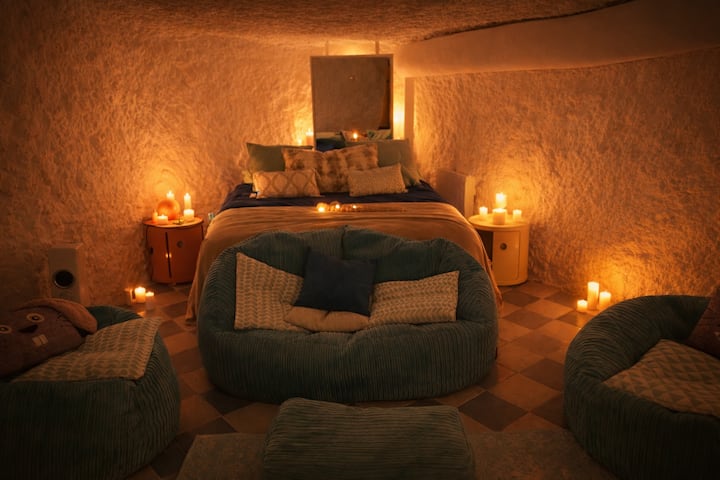 Expérience Troglodyte – Vue Loire –100 M2- Cinéma - Rochecorbon