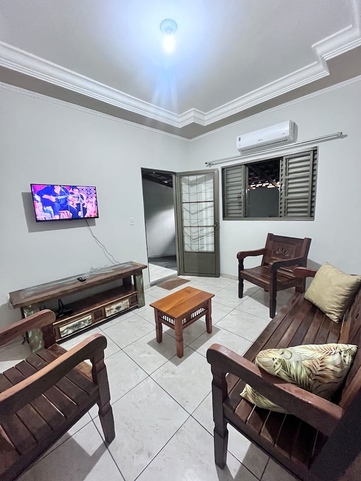 Casa Luz Em Passos A 30 Minutos De Capitólio - Passos