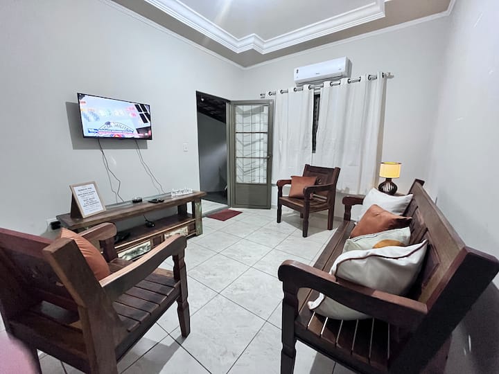 Casa Luz Em Passos A 30 Minutos De Capitólio - Passos