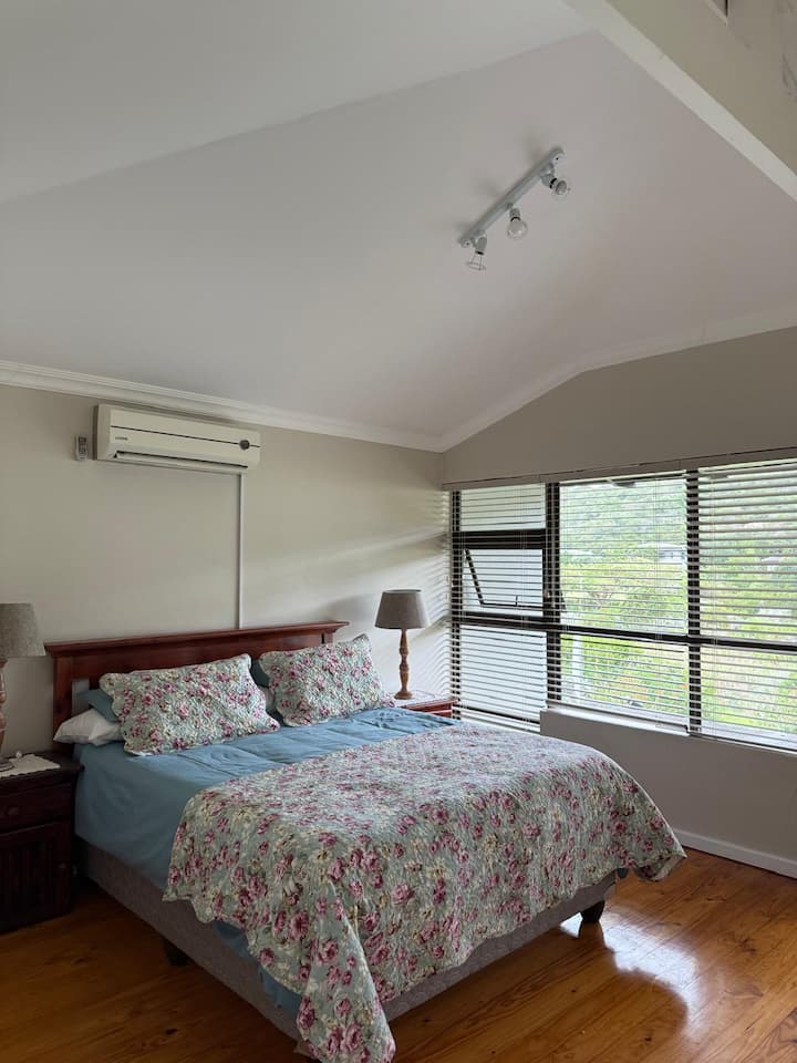 Hartenbos Home ~ 15 Min Walk To Beach, 3 Bed 2 Ba. - Mossel Bay