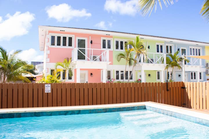 Tangerine Sunsets Green Marlin - The Bahamas