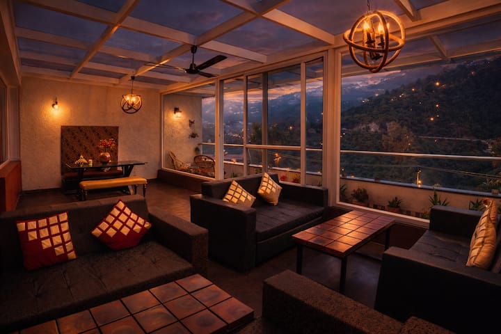 Nirvana Luxury 3bhk Penthouse With Mountain View - Mussoorie