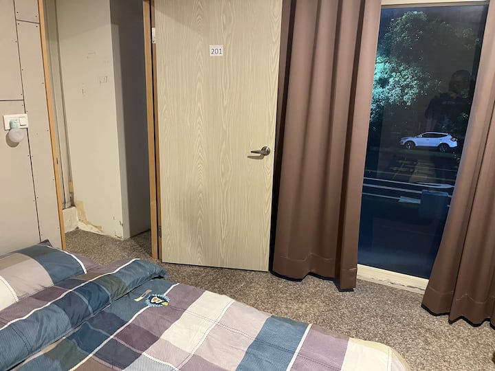 幸福三間房                  Lucky  3 Rooms  格安の3部屋 - 羅東