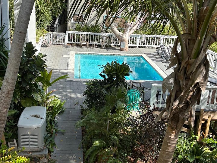 Bayview Condo In The Heart Of Red Hook - Saint Thomas