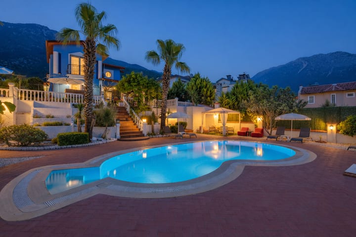 Private Pool Villa In Oludeniz By Tatil Premium - Çeşme