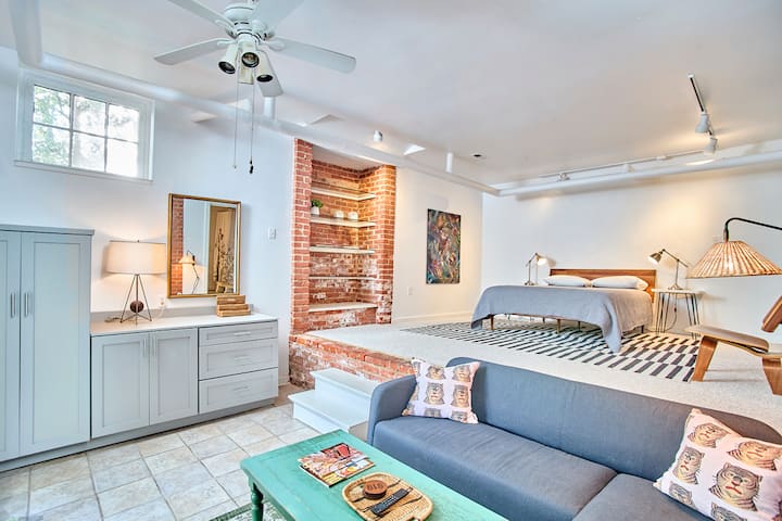 Darling In Downtown Durham - Durham