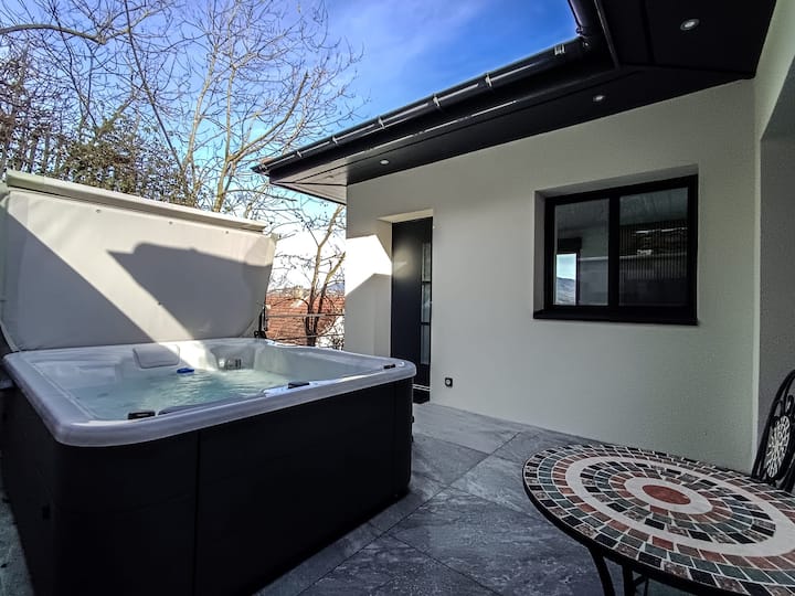 Le Cocon Du Salève - Private Spa - Parking - Annemasse