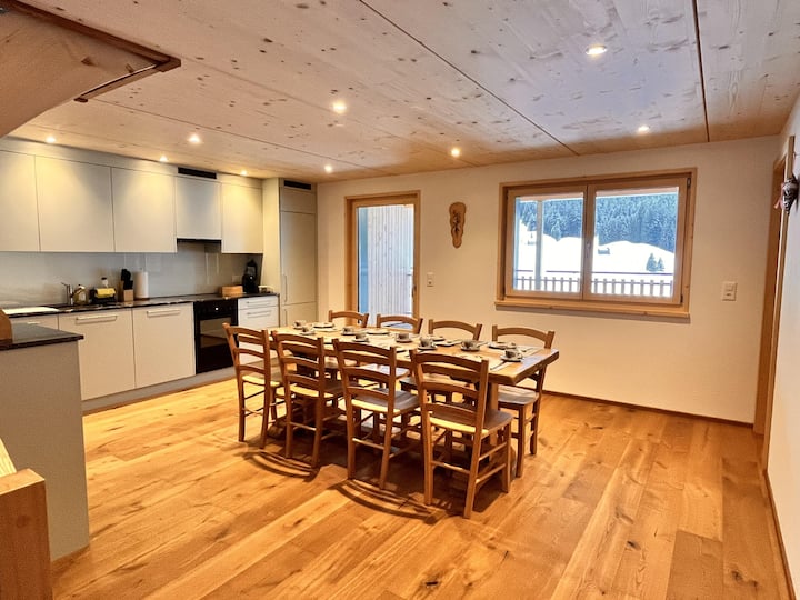 Moderner Holzbau Trifft Grüne Oase. - Wildhaus