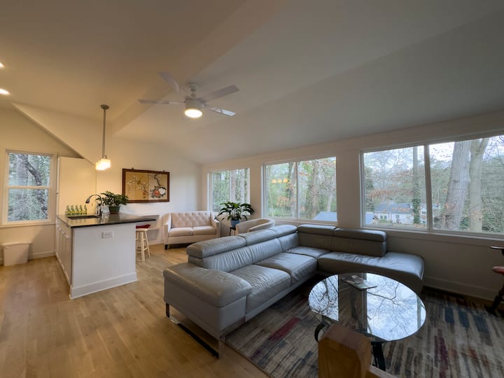 Tree-tops Guest House - Decatur, GA