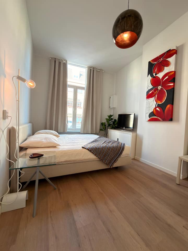 Moderne Woning Geschikt Voor 2 Personen - ブレダー