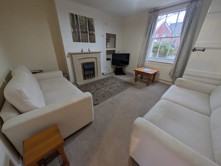 Traditional Country Cottage In Kent - Tenterden