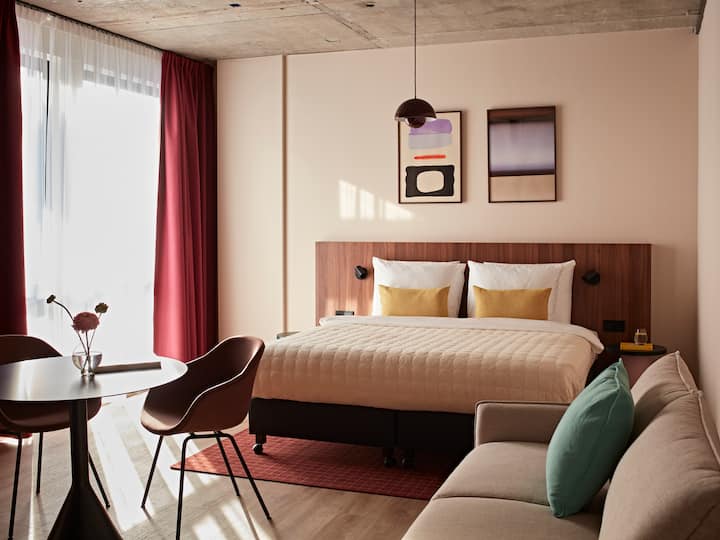 Numa | Accessible Studio W/ Kitchenette, Sofa Bed - Rotterdam