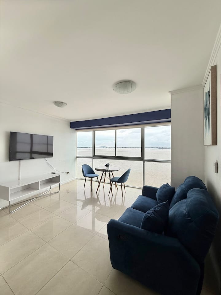 Hermosa Suite Con Vista Al Rio P4 Y Desayuno - Guayaquil