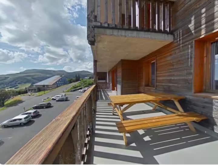Appartement T3 Dans Une Résidence Avec Piscine - Lac Chambon