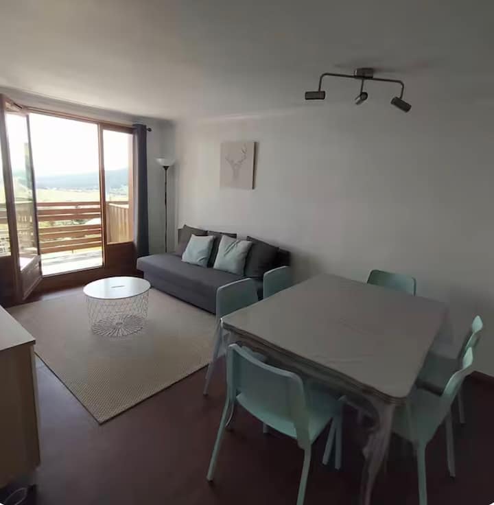 Appartement T3 Dans Une Résidence Avec Piscine - Super-Besse