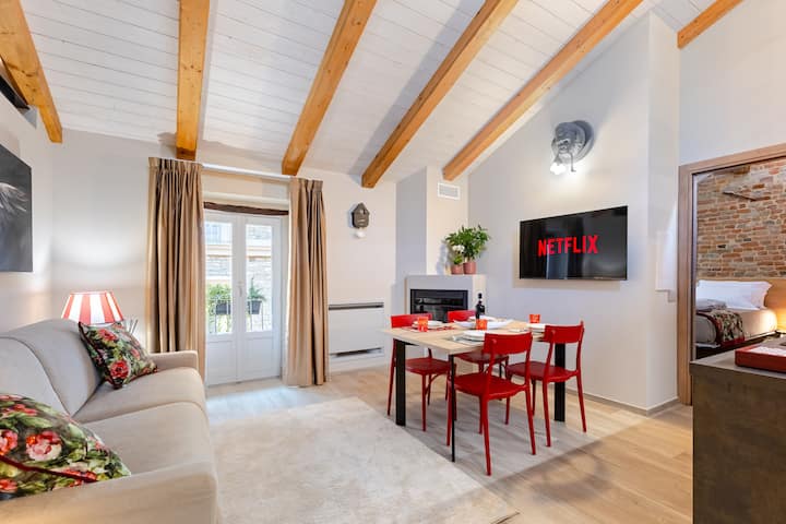 Hostdomus - La Scala - Alba