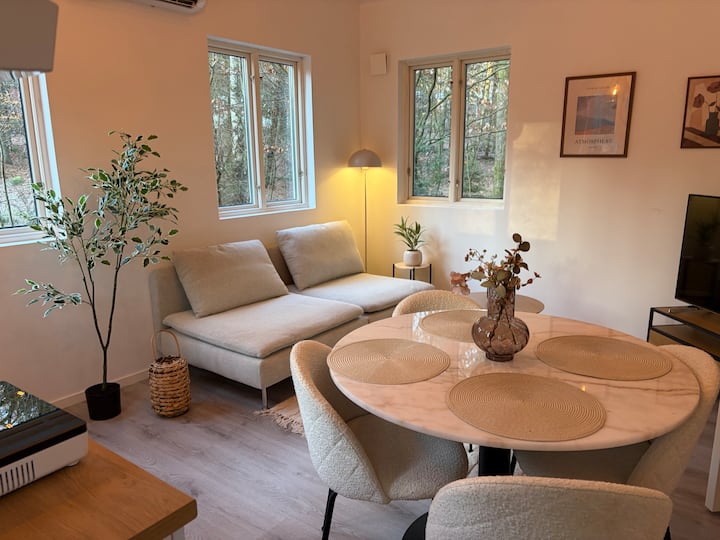 Ny Och Modern Stuga I Höör – Lugnt Läge I Naturen - Höör