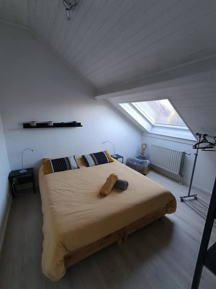 Airbn'bd - Studio Pour 4 Personnes Avec Piscine - Ottignies-Louvain-la-Neuve