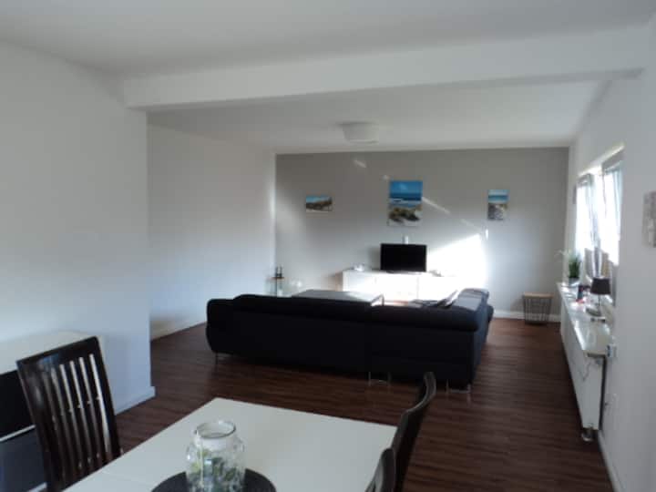 Moderne, Sehr Gepflegte 3- Raum Ferienwohnung/wlan - Heide