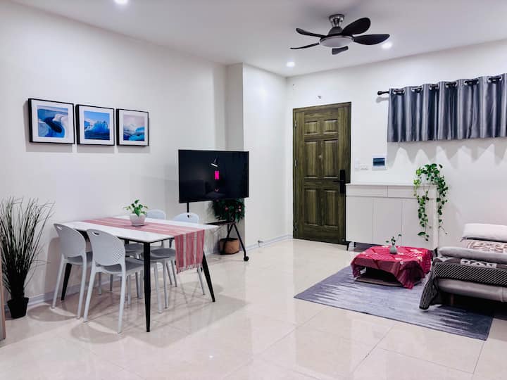 Cozy Modern 2br | Quiet • Clean • 2 Baths - Vientiane