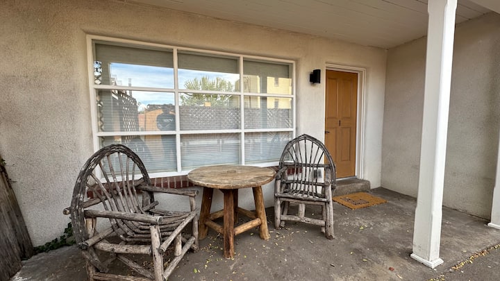 Manhattan Adobe 
Sunlit King + Front Patio - Santa Fe, NM